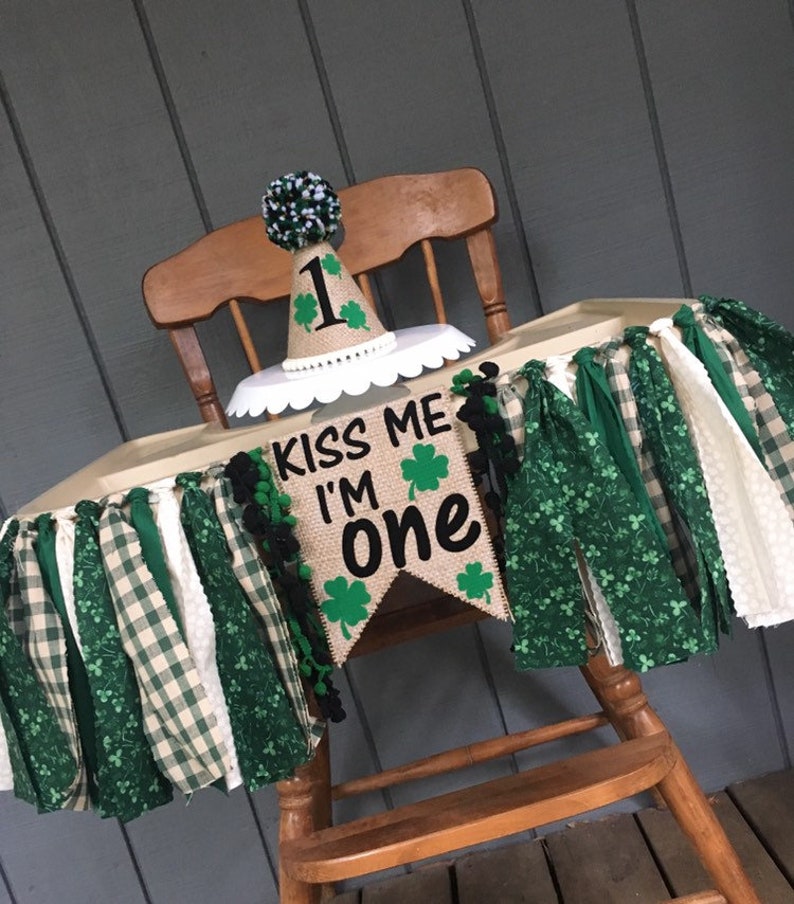 Kiss me I'm one St. Patrick's day banner st pattys | Etsy