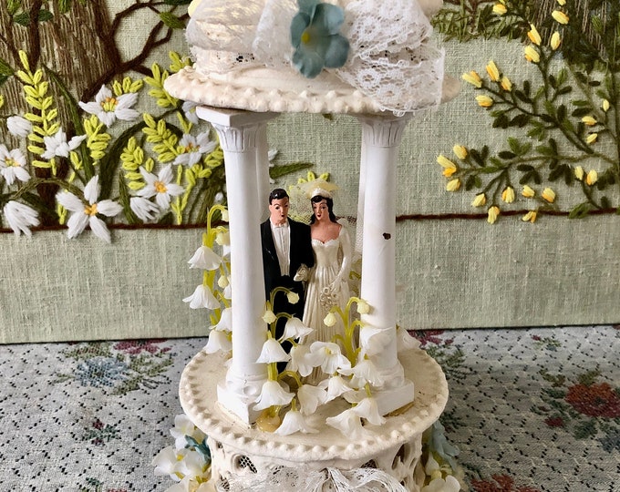 Vintage Cake Topper Wedding Cake Topper Bride and Groom Cake Topper ...