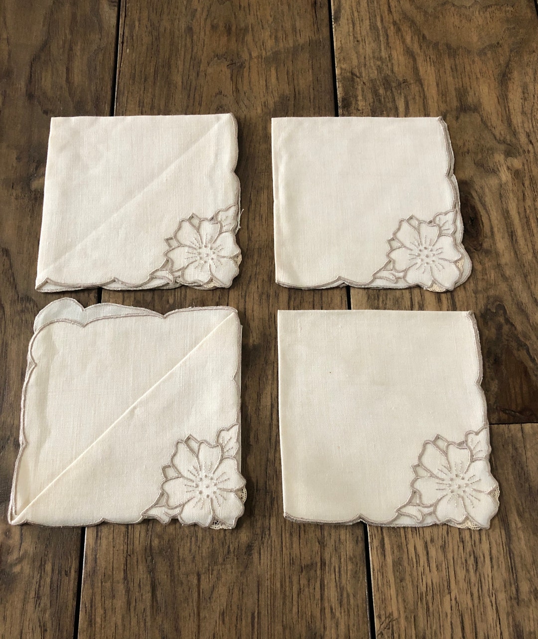 4 Cloth Napkins Vintage Napkins Vintage Linens Luncheon Napkins Linen ...