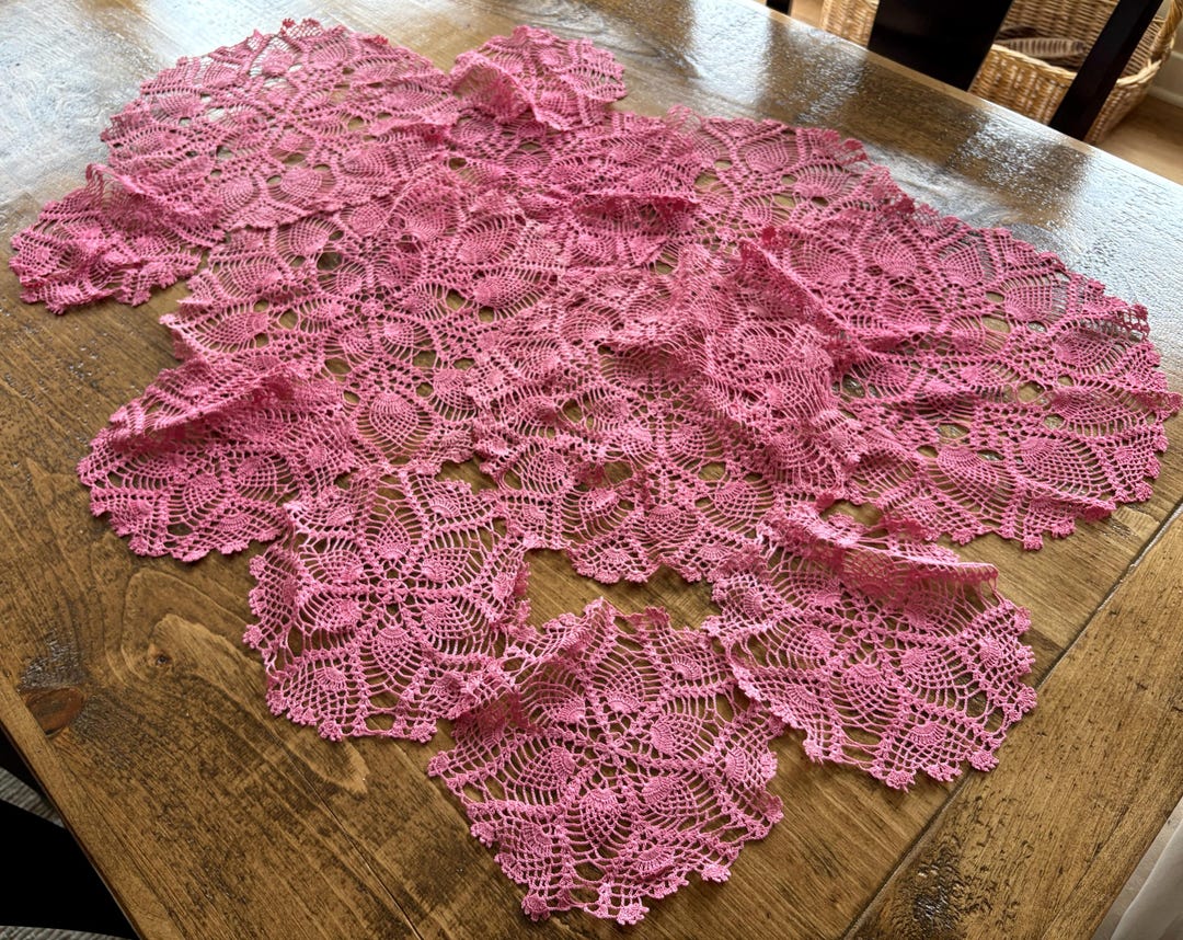 12 Pink Doillies Vintage Doilies Lot Doily Runner Antique Doilies ...