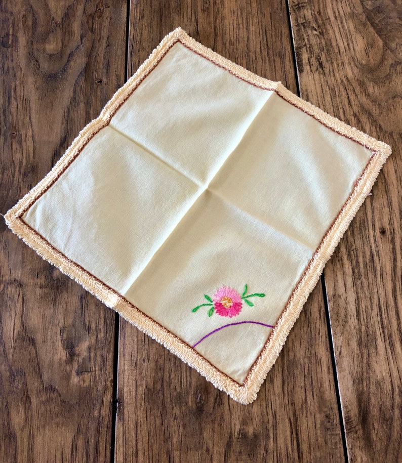 4 Cloth Napkins Vintage Napkins Vintage Linens Luncheon - Etsy