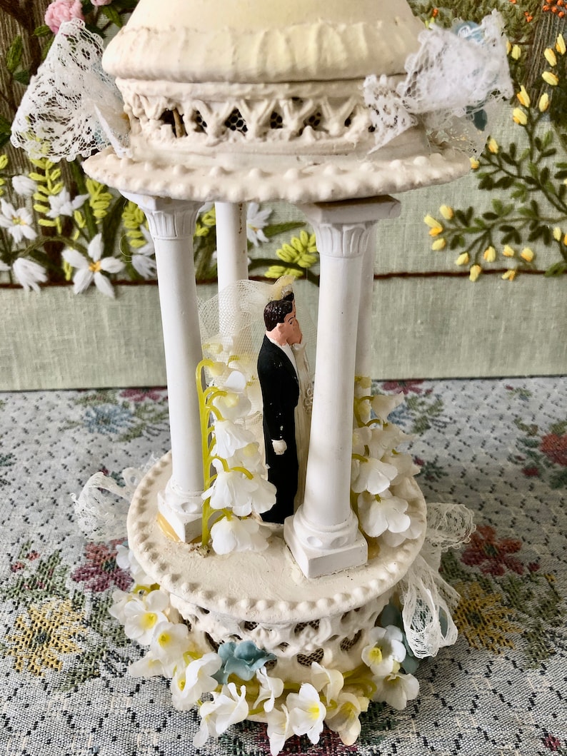 Vintage Cake Topper Wedding Cake Topper Bride and Groom Cake - Etsy