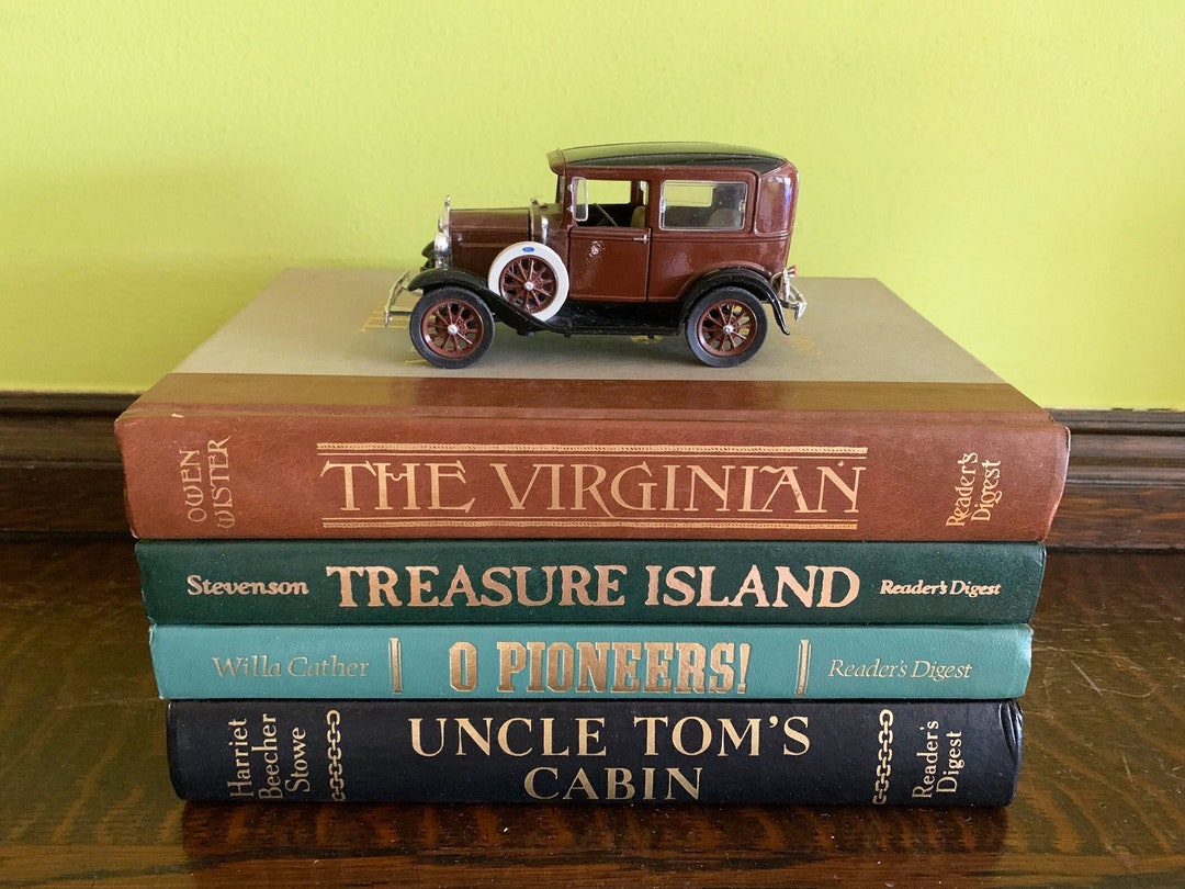 Vintage Books Decor Books Old Books Antique Books Vintage Book Lover ...