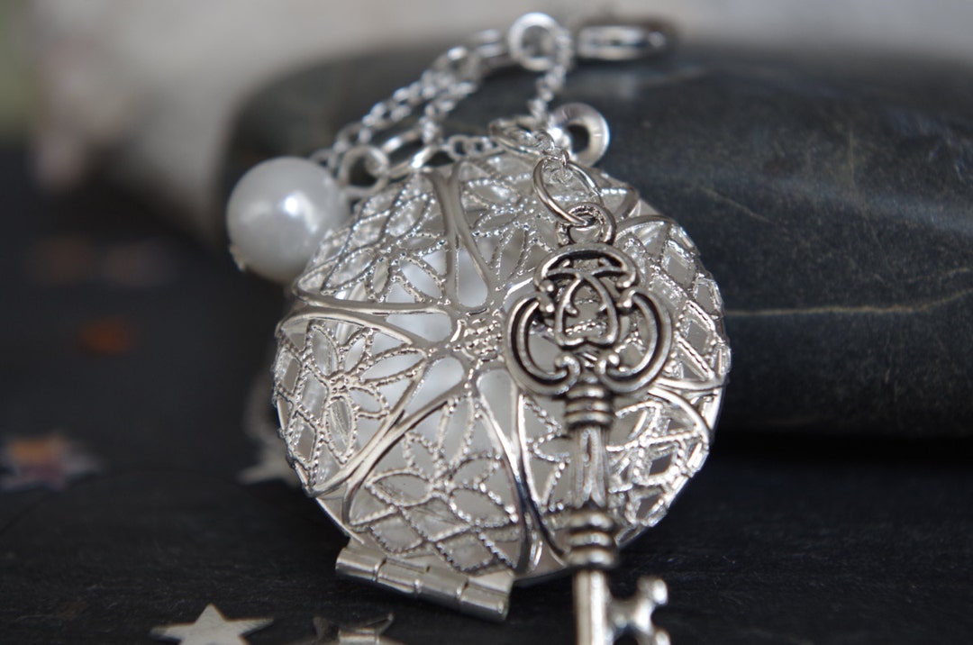 Key Locket Necklace: Silver Pearl Aromatherapy Pendant - Etsy