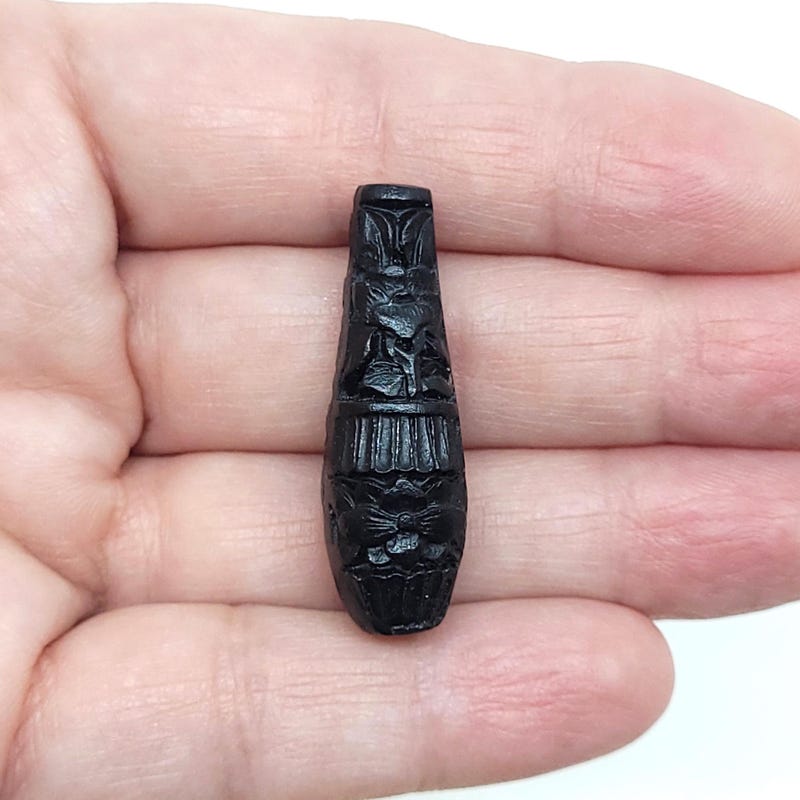 Cinnabar Black Necklace - Etsy