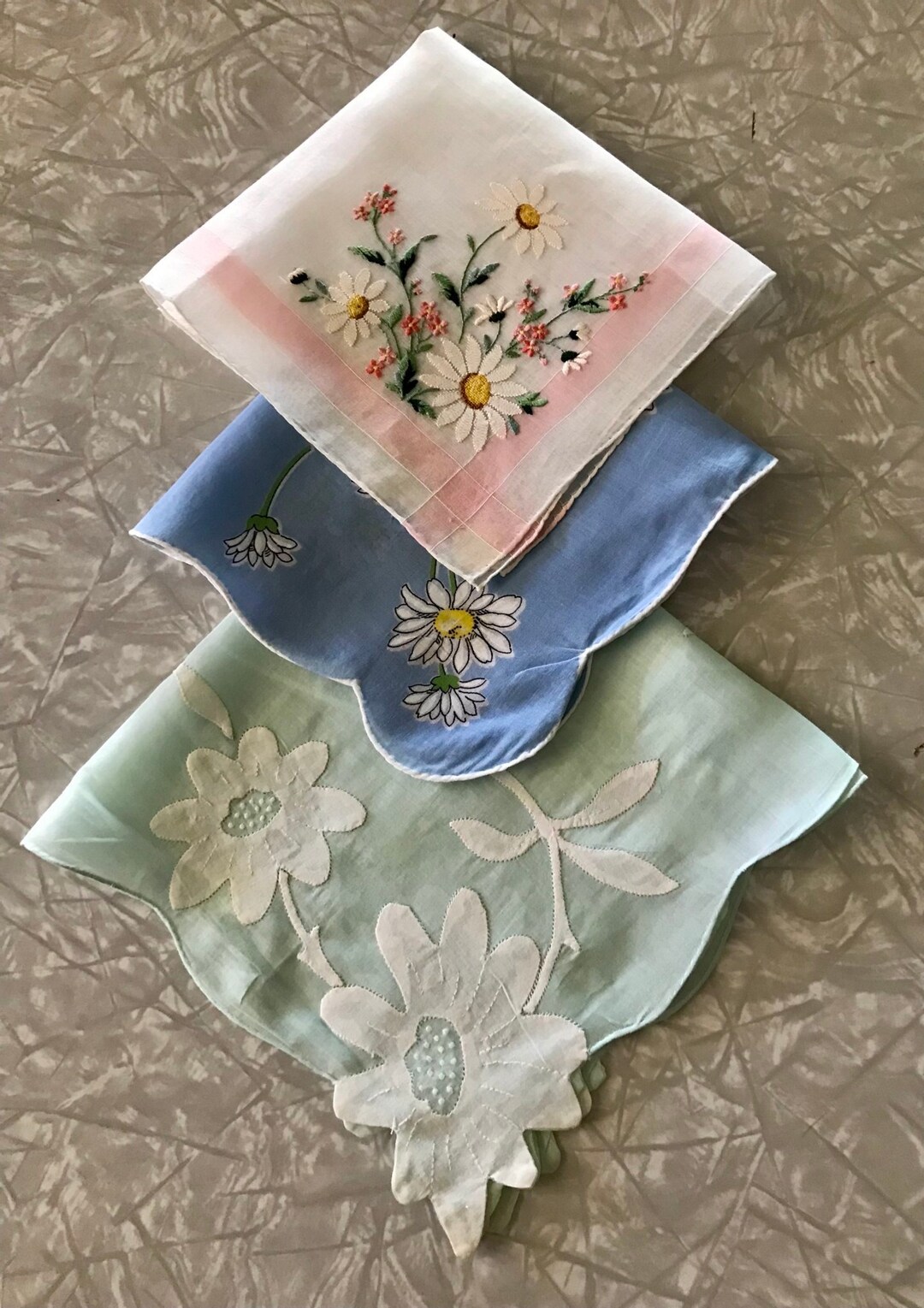 Daisy Trio Delight -vintage 3 Pc. Ladies Hankies Set, Green Floral ...