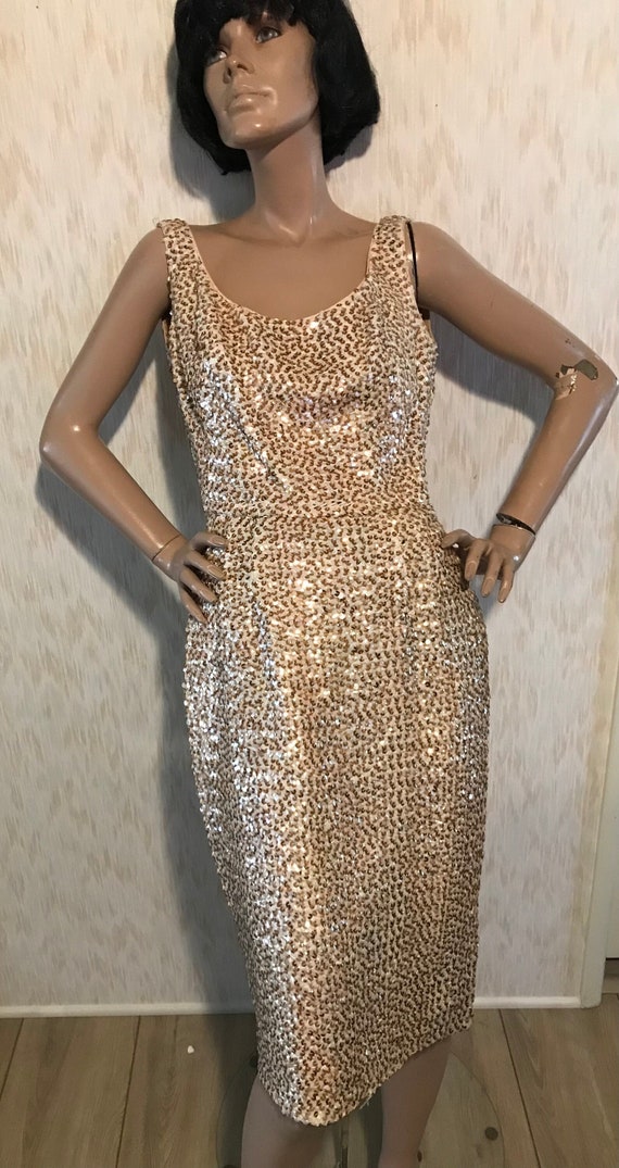 Bringing Sexy Back! Mid Century Bombshell Gold Sequin… - Gem