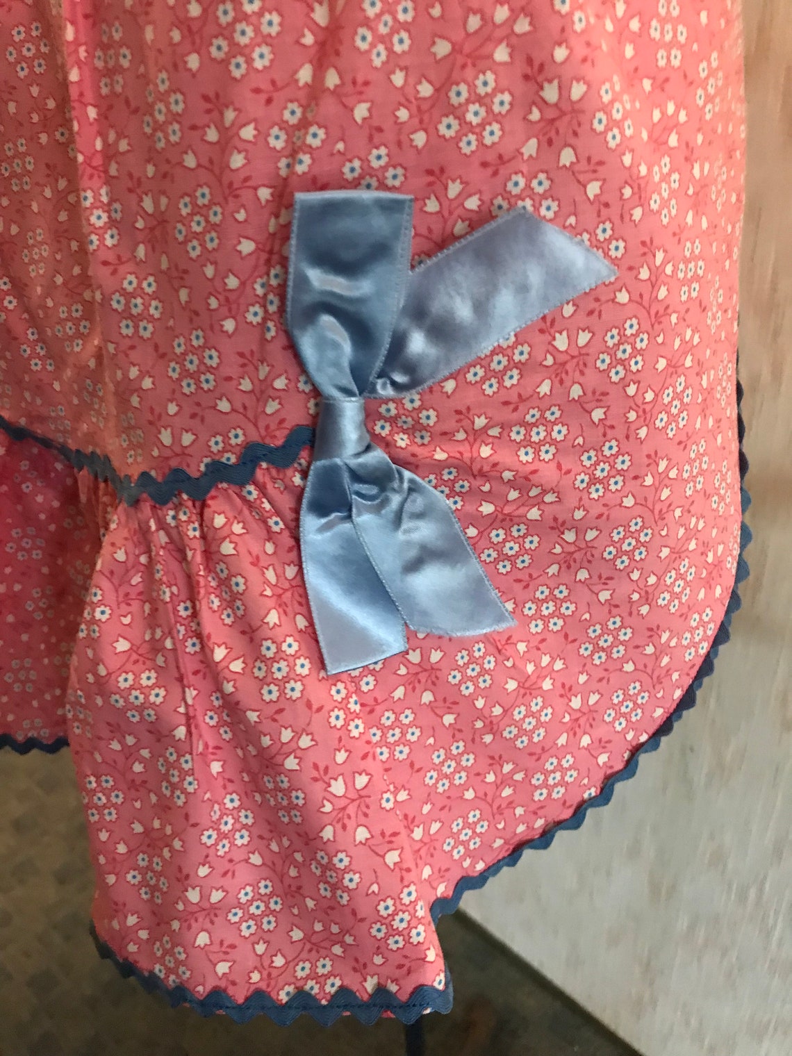 Vintage Pink Cotton Floral W/ric Rac Ruffles and Bows - Etsy