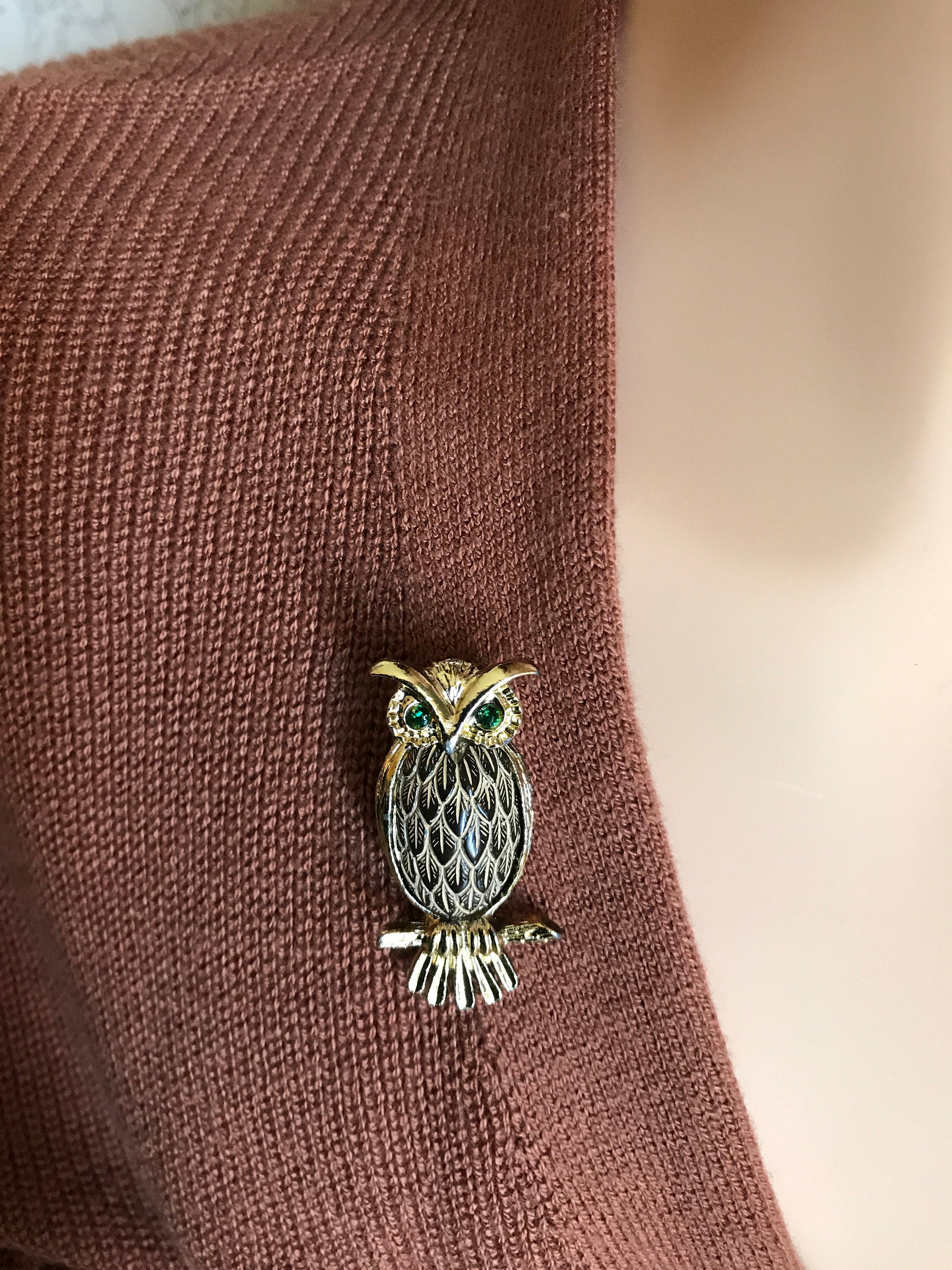 Im Watching Owls of You Vintage Jewelry Perched Green Eyed Owl Pin - Etsy
