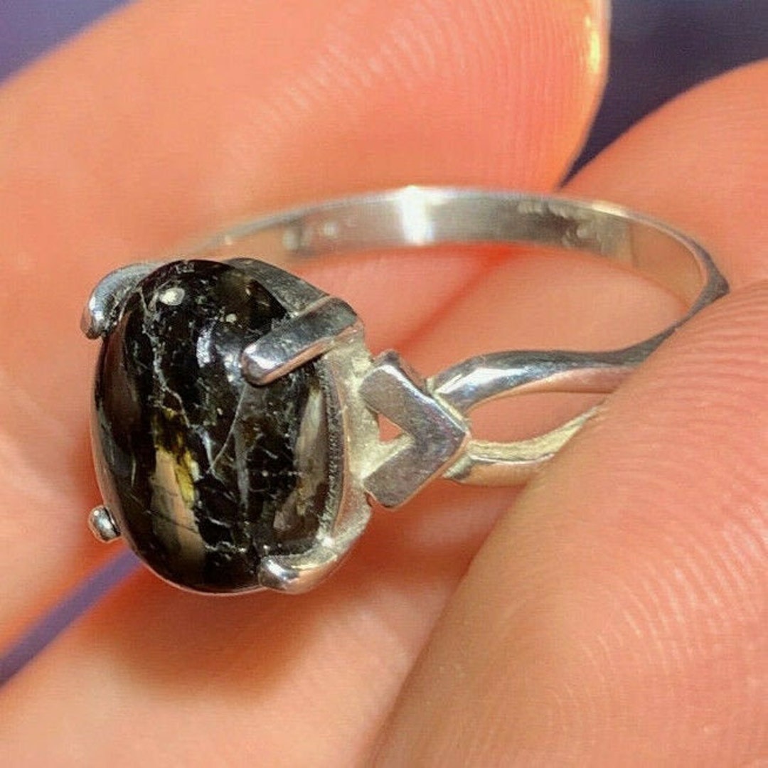 NUUMMITE Nuummit ANCIENT Rare AUTHENTIC Spiritual Protection Crystal ...