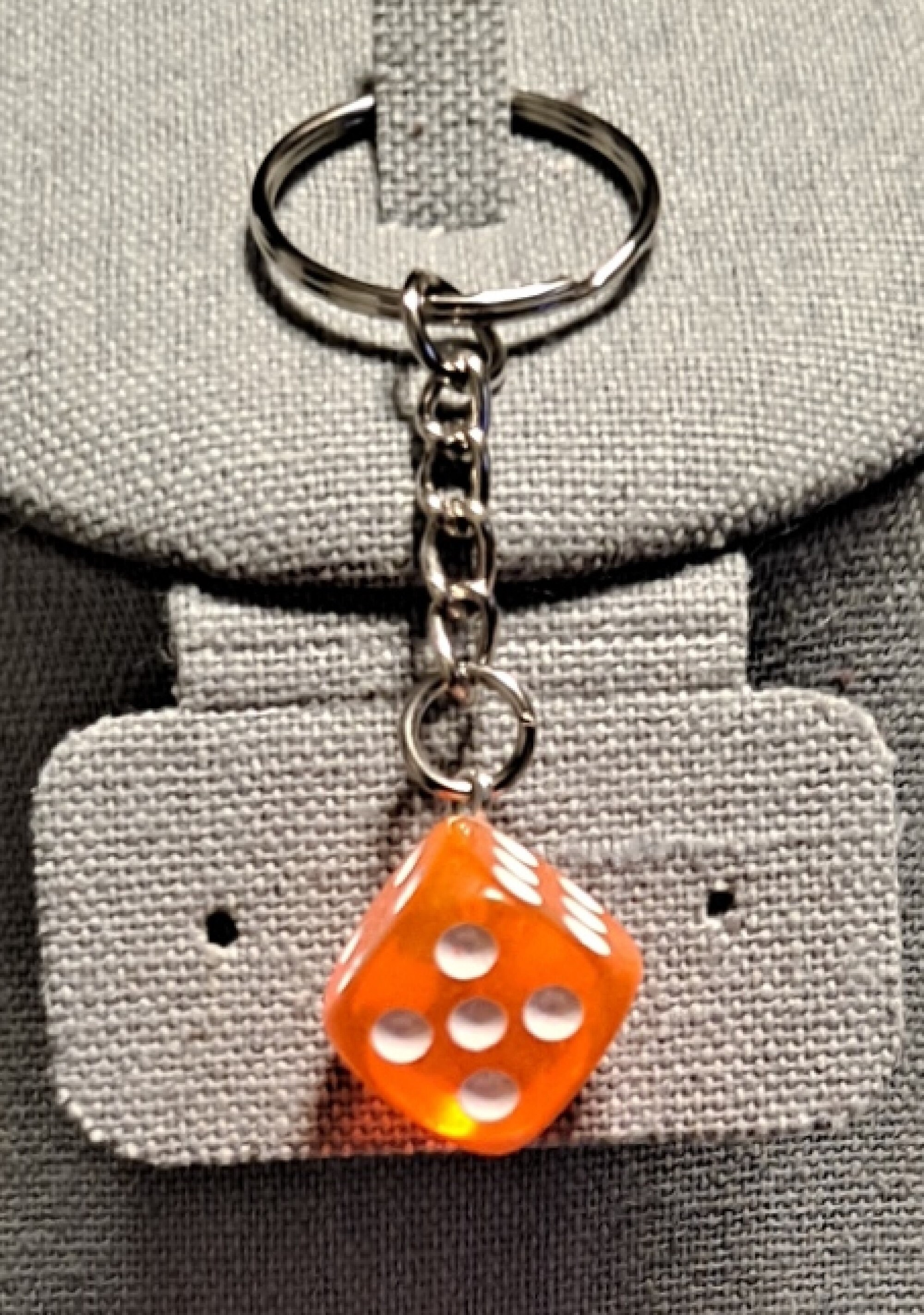 D6 Dice Keychain various Colors - Etsy