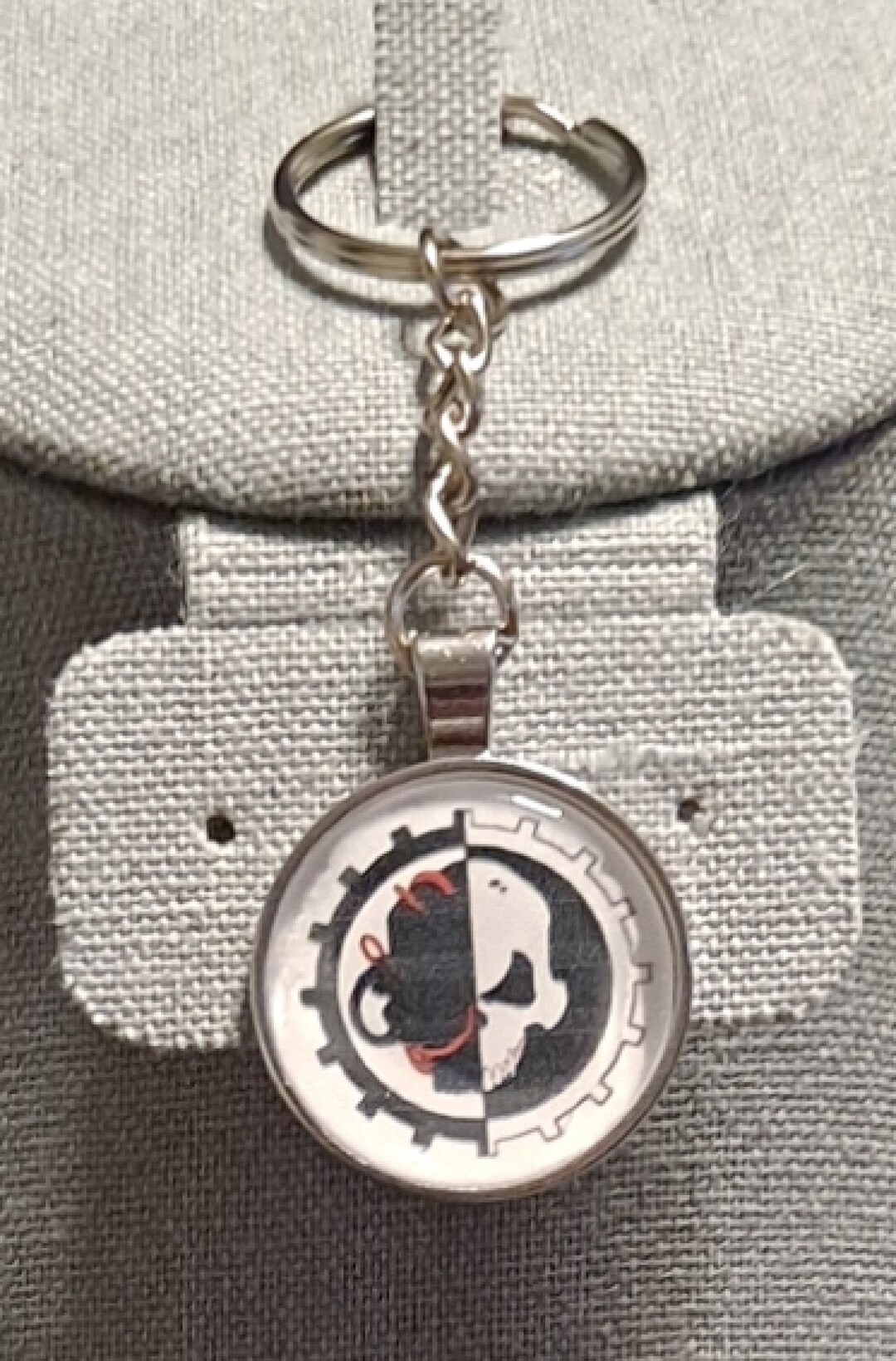 Warhammer 40K Adeptus Mechanicus Keychain - Etsy