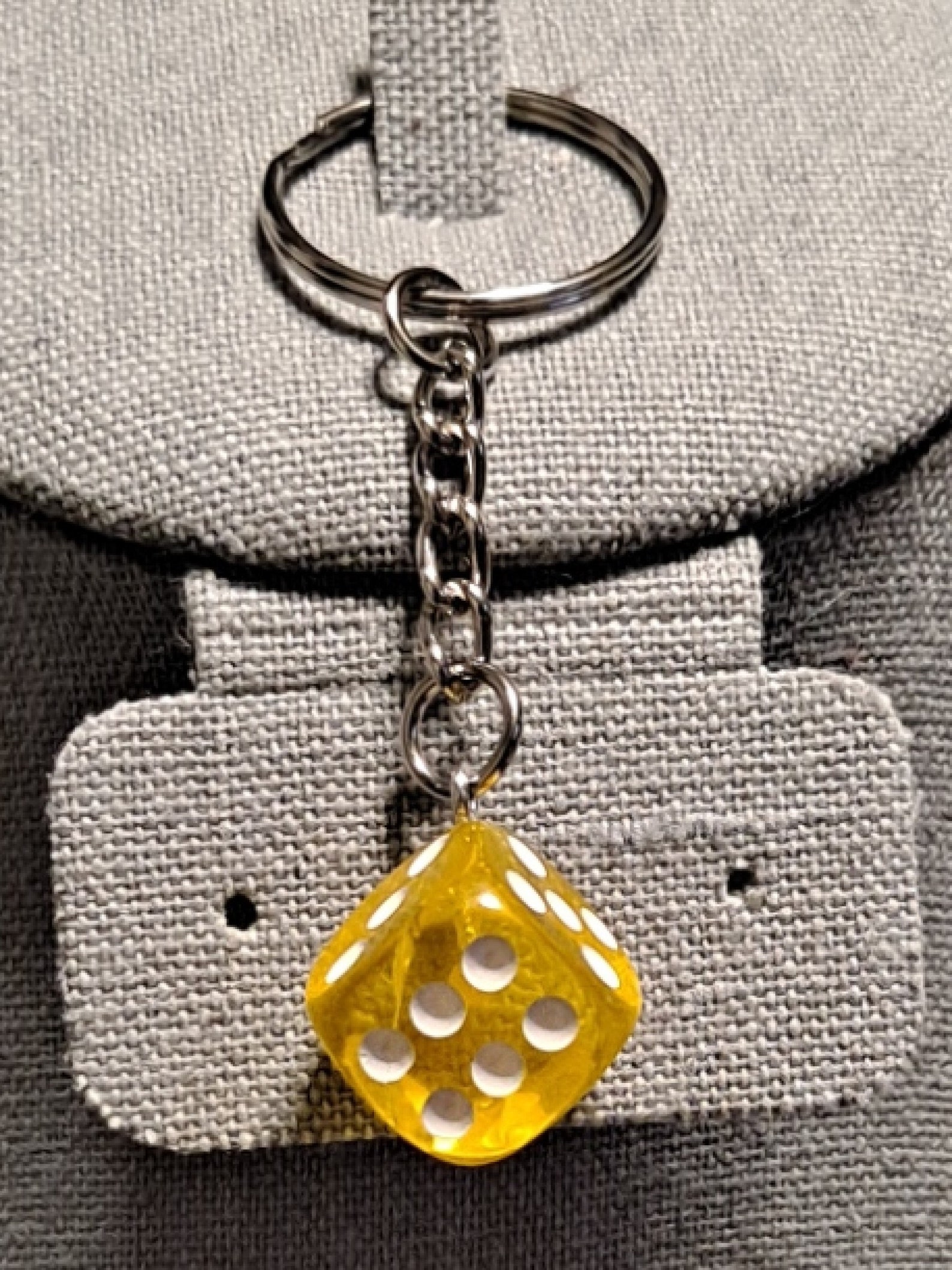 D6 Dice Keychain various Colors - Etsy