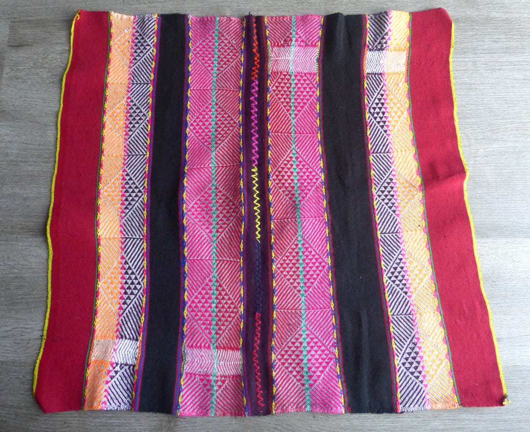 Handwoven Peruvian Aguayo Table Cloth: Q'ero Andean Textile (25.5 X 25 ...