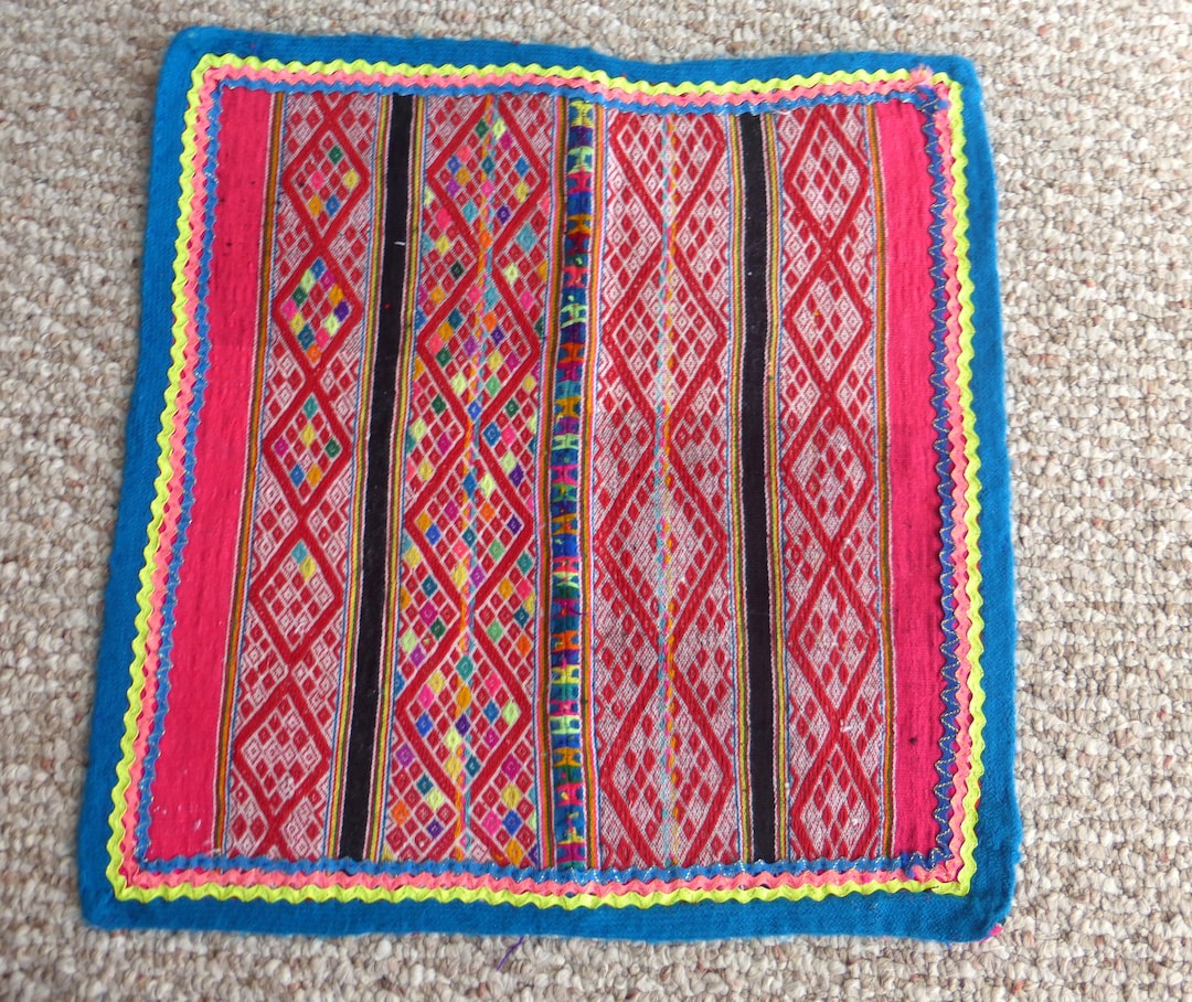 Handwoven Peruvian Aguayo Cloth: Andean Textile Art (16x16 In) - Etsy