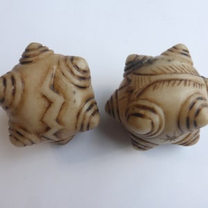 Chumpi Stones Hand-carved Peruvian Shaman Ceremonial 5 Stone Set - 8 to ...