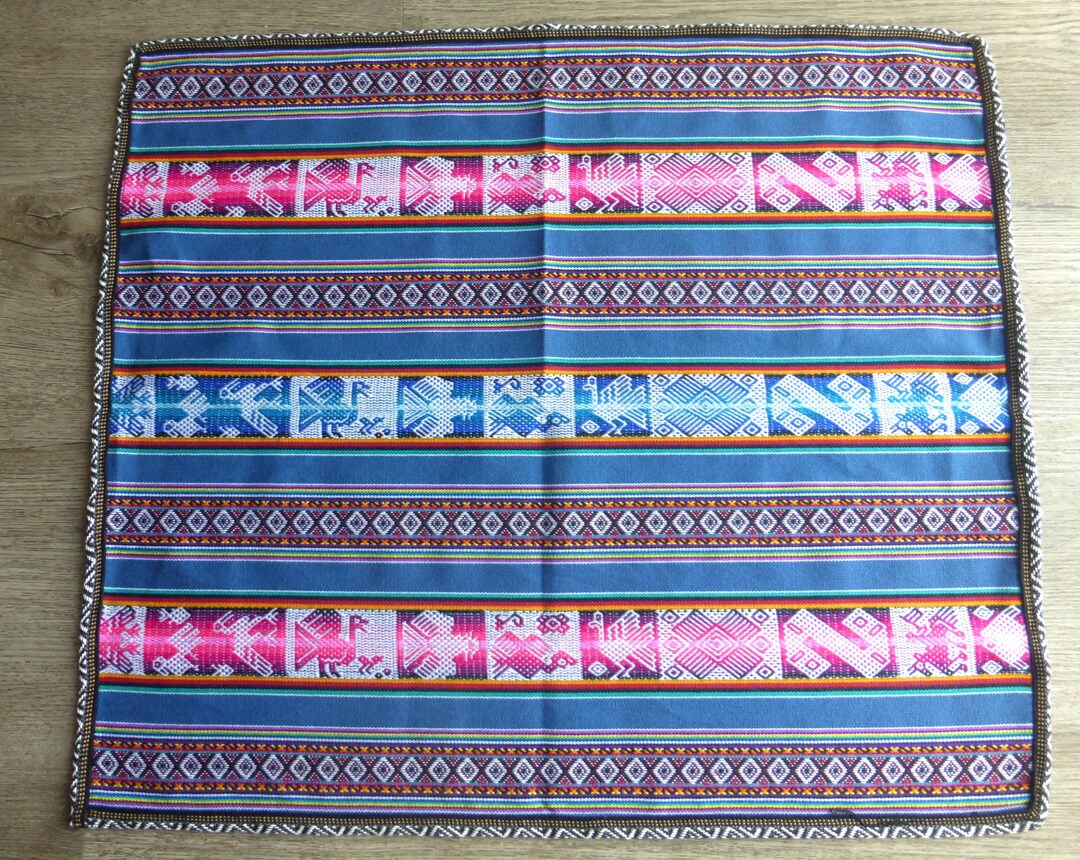 Shaman Mesa Textile - Andean Altar Cloth- Lightweight Item (23.5 X 26 ...
