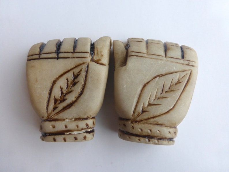 Peruvian Andean Offering Chumpi Khuyas Shaman Mighty Hands (right and ...
