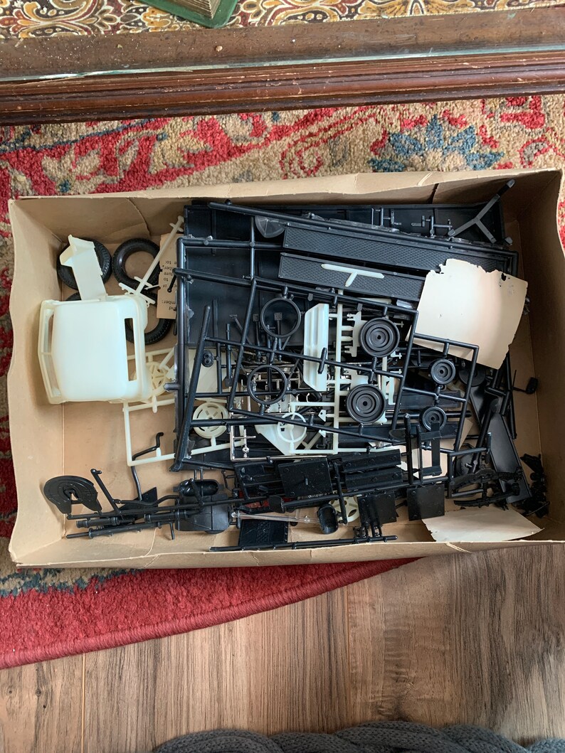 IMC/ MPC -big Rig -model -dodge L-700 Tilt Cab and Trailer Kit - Etsy