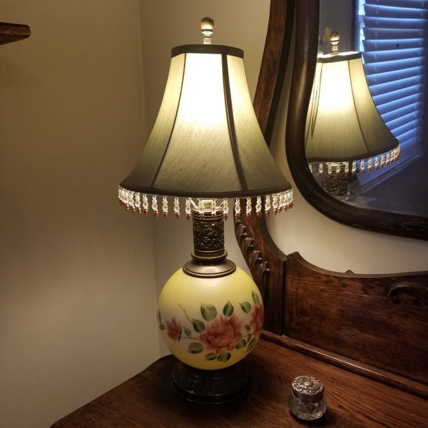 Small Victorian Lamp - Etsy