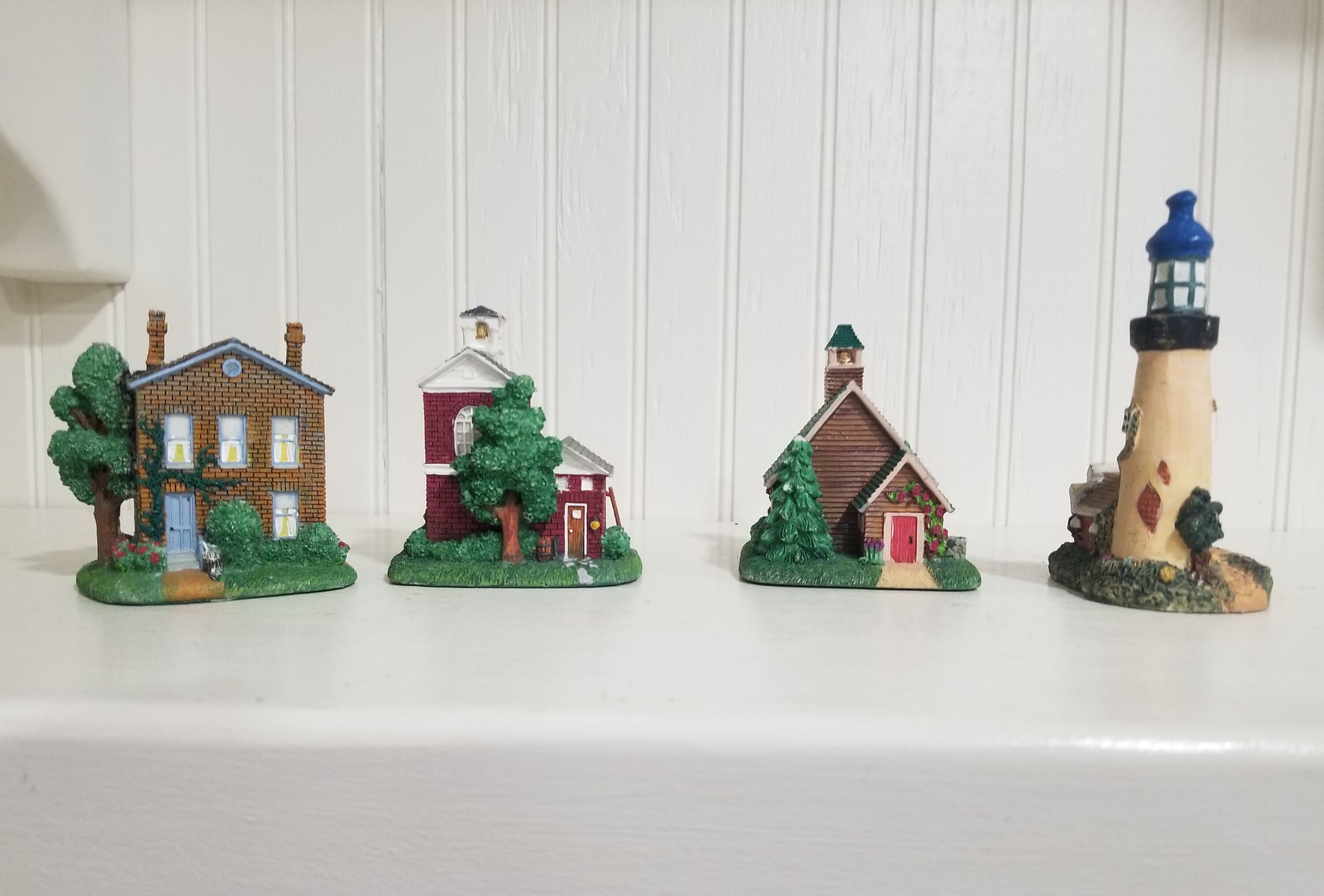 Eight Miniature Resin Victorian Houses, Liberty Falls Town Set, Resin ...
