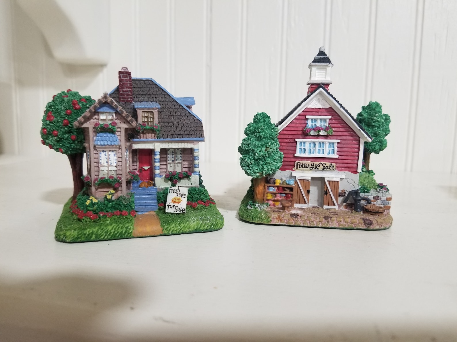 Eight Miniature Resin Victorian Houses, Liberty Falls Town Set, Resin ...
