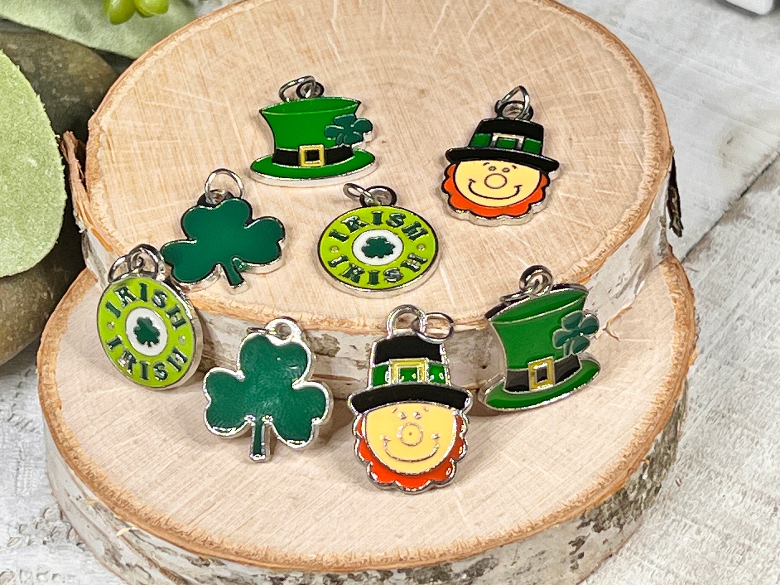 4 | St. Patricks Day Irish Charms | 15x20mm - Etsy