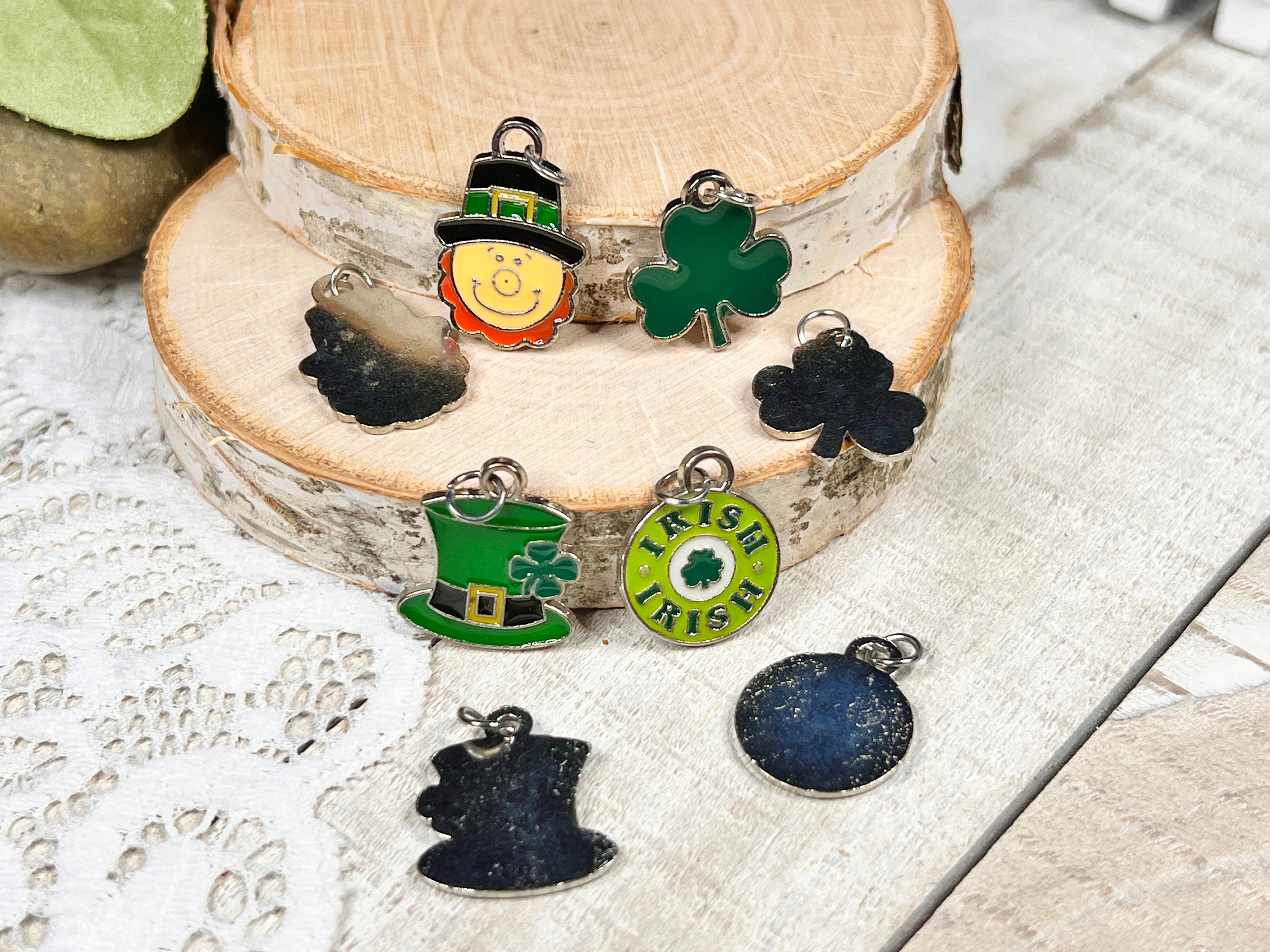 4 | St. Patricks Day Irish Charms | 15x20mm - Etsy
