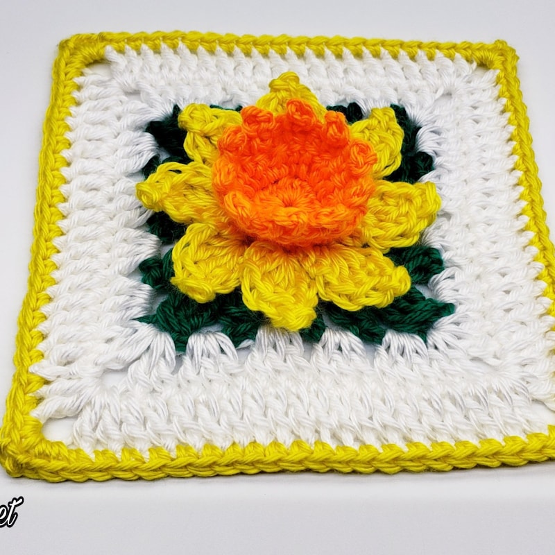 Flower Granny Square - Etsy