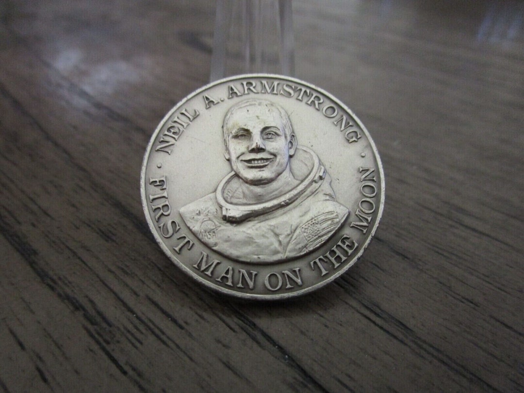 Vintage NASA Neil Armstrong Coin Marked N N Italy #889P - Etsy