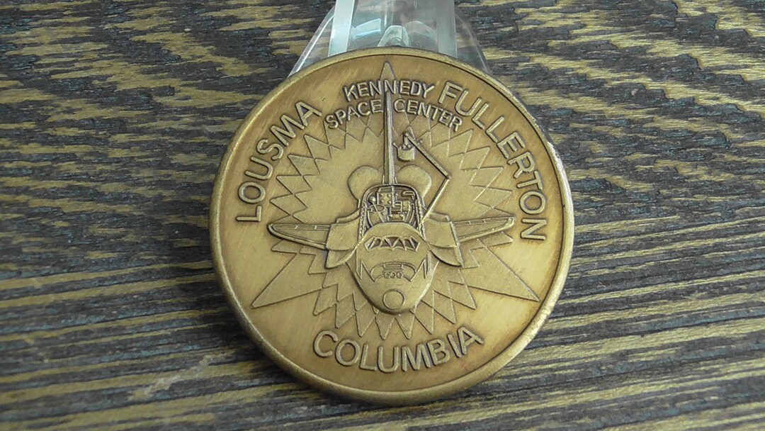 NASA Space Shuttle Columbia Kennedy Space Center Coin #335W - Etsy