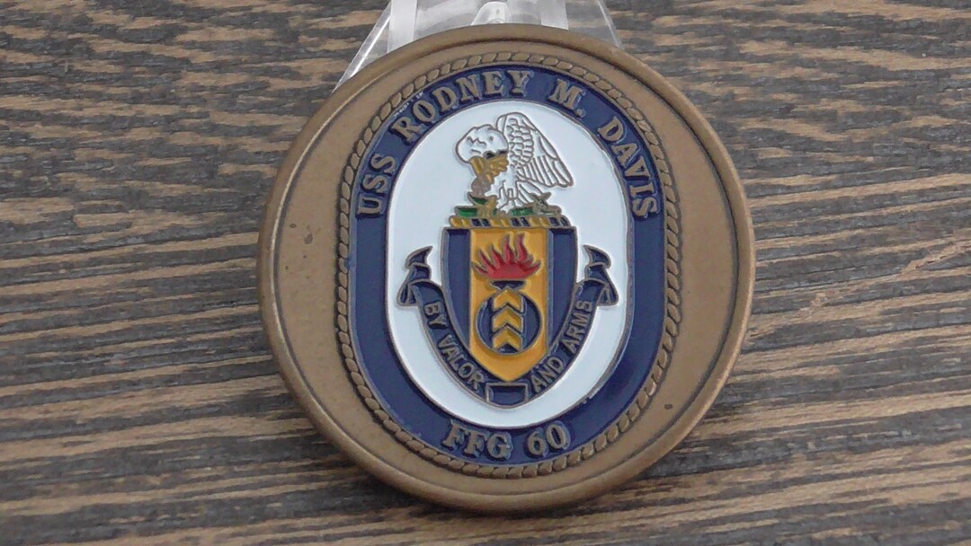 USN Rodney M Davis FFG 60 Challenge Coin #65S - Etsy