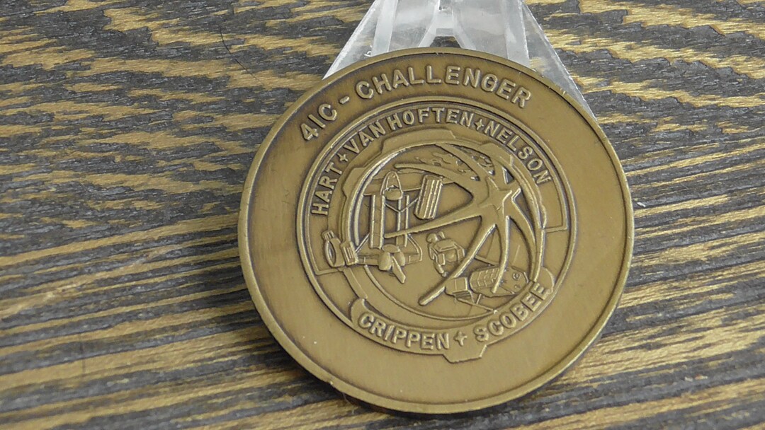 Vintage NASA 41C Challenger the New Era of Space Exploration Coin #477S ...