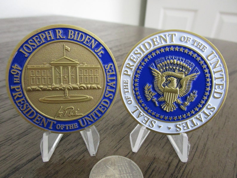 Lot of 2 Challenge Coins POTUS Joe Biden & Vice President Kamala Harris ...
