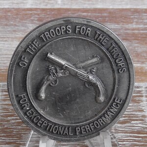 Vintage US Army Law Enforcement Battalion Fort Bliss Challenge Coin ...