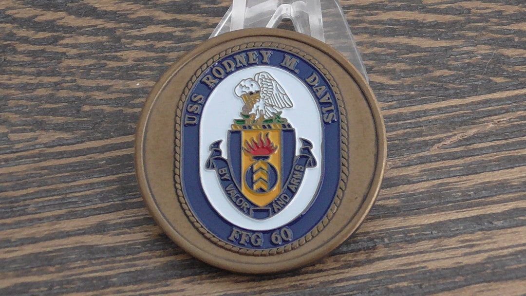 USN Rodney M Davis FFG 60 Challenge Coin #66S - Etsy
