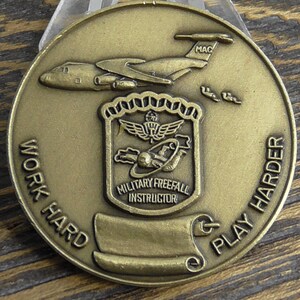 Vintage US Army JFK Special Warfare Center Military Freefall Committee ...