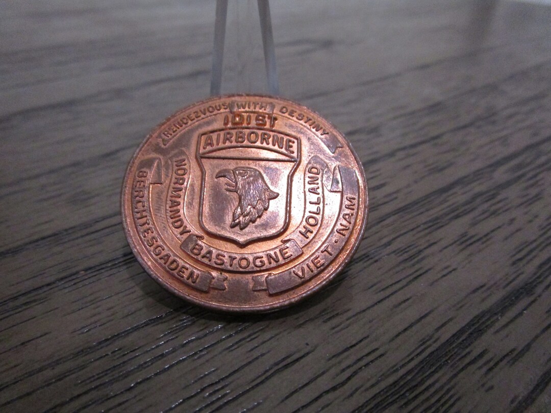 Vintage US Army 101st Airborne 1991 Desert Storm Challenge Coin 391U - Etsy