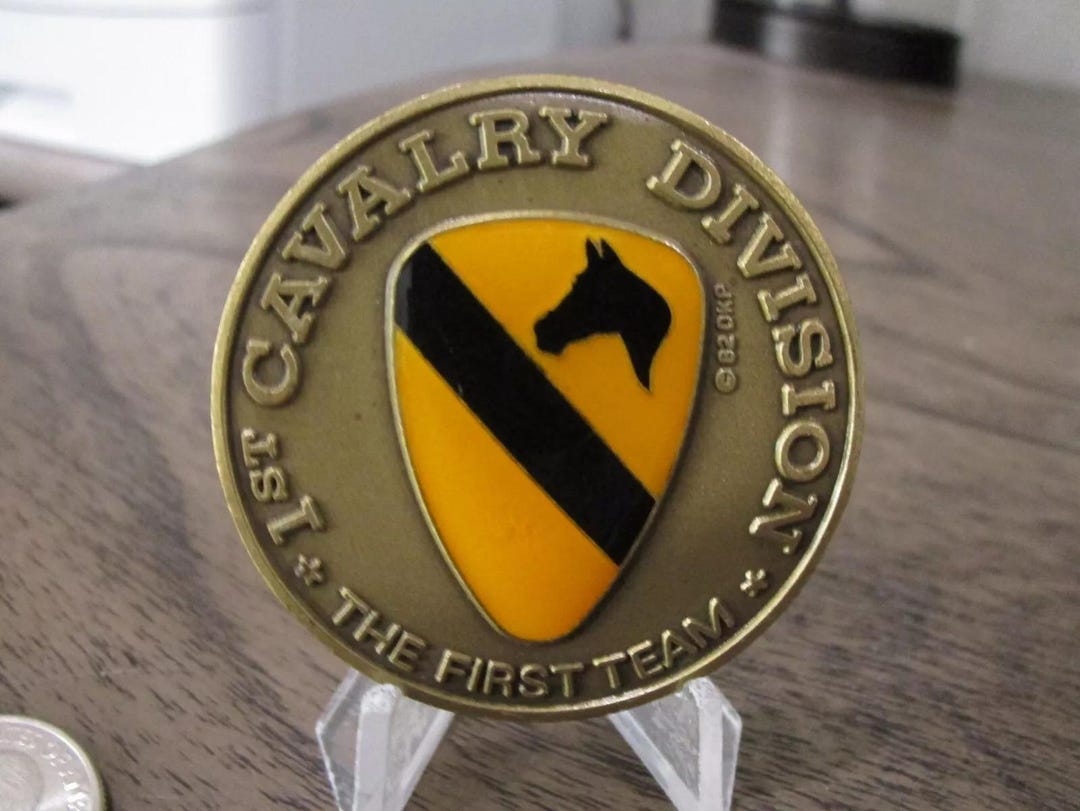 Vintage US Army 1st Cavalry Division the First Team Challenge Coin ...