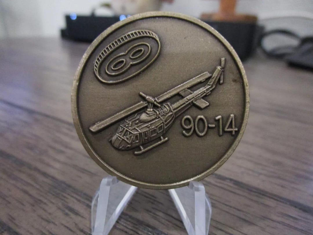 US Army 90-14 Helicopter Gray Knights Who Dares Wins Challenge Coin ...