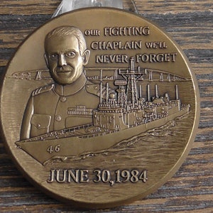 USN USS Rentz FFG 46 Fighting Chaplain Challenge Coin #921S - Etsy