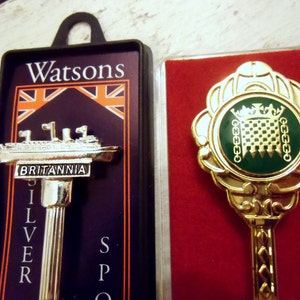 2 Collectable Spoons Britannia Ship Spoon House of Commons Badged Spoon ...