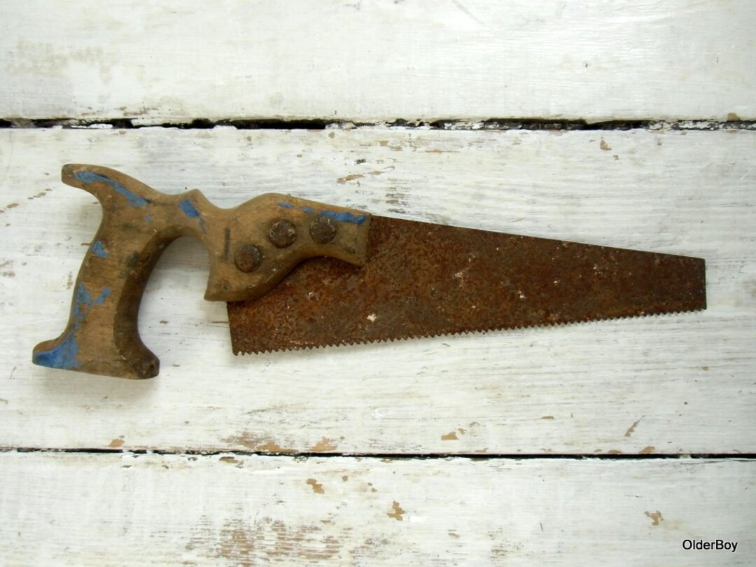 1940s Vintage Rusty Handsaw / Collectible Handsaw Rusty Antique Old Saw ...