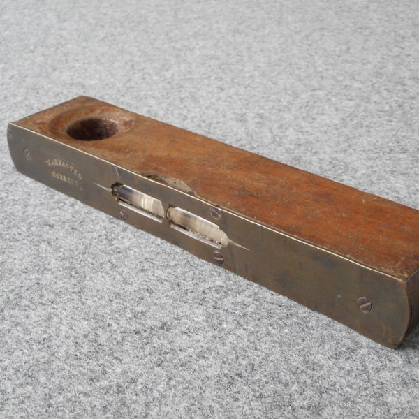 Vintage Level - Etsy