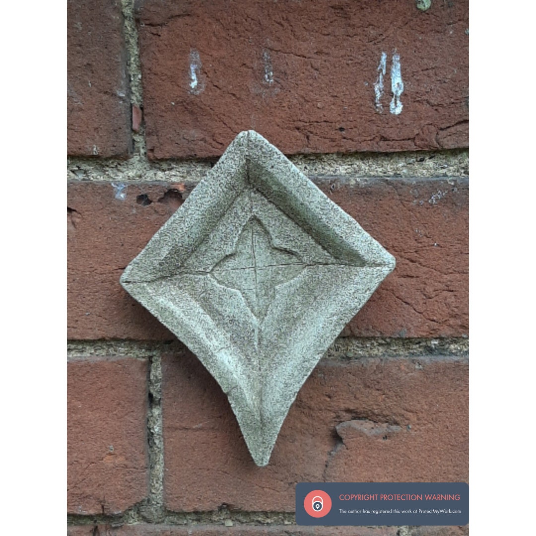 Pretty Gothic Star Wall Hanging - Etsy