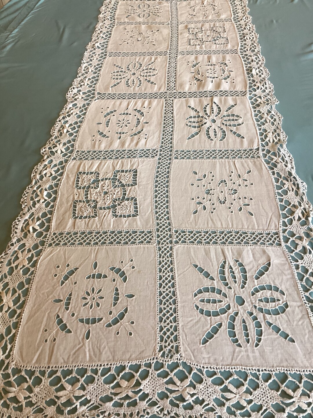 Antique Embroidered Table Runner. Richelieu Embroidery on White Linen ...
