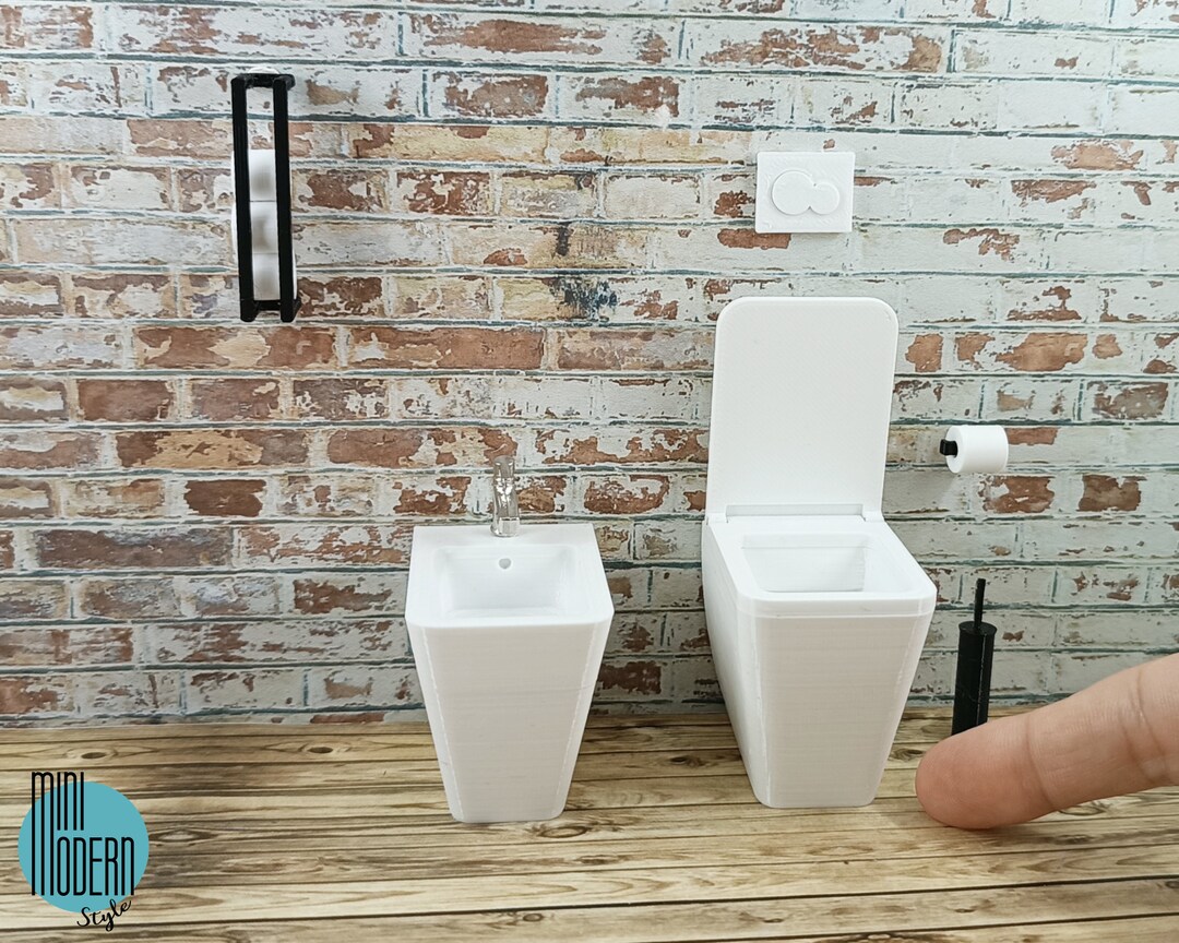 Modern Floor Toilet With Movable Lid in 1:12 Scale Colorful Plastic ...