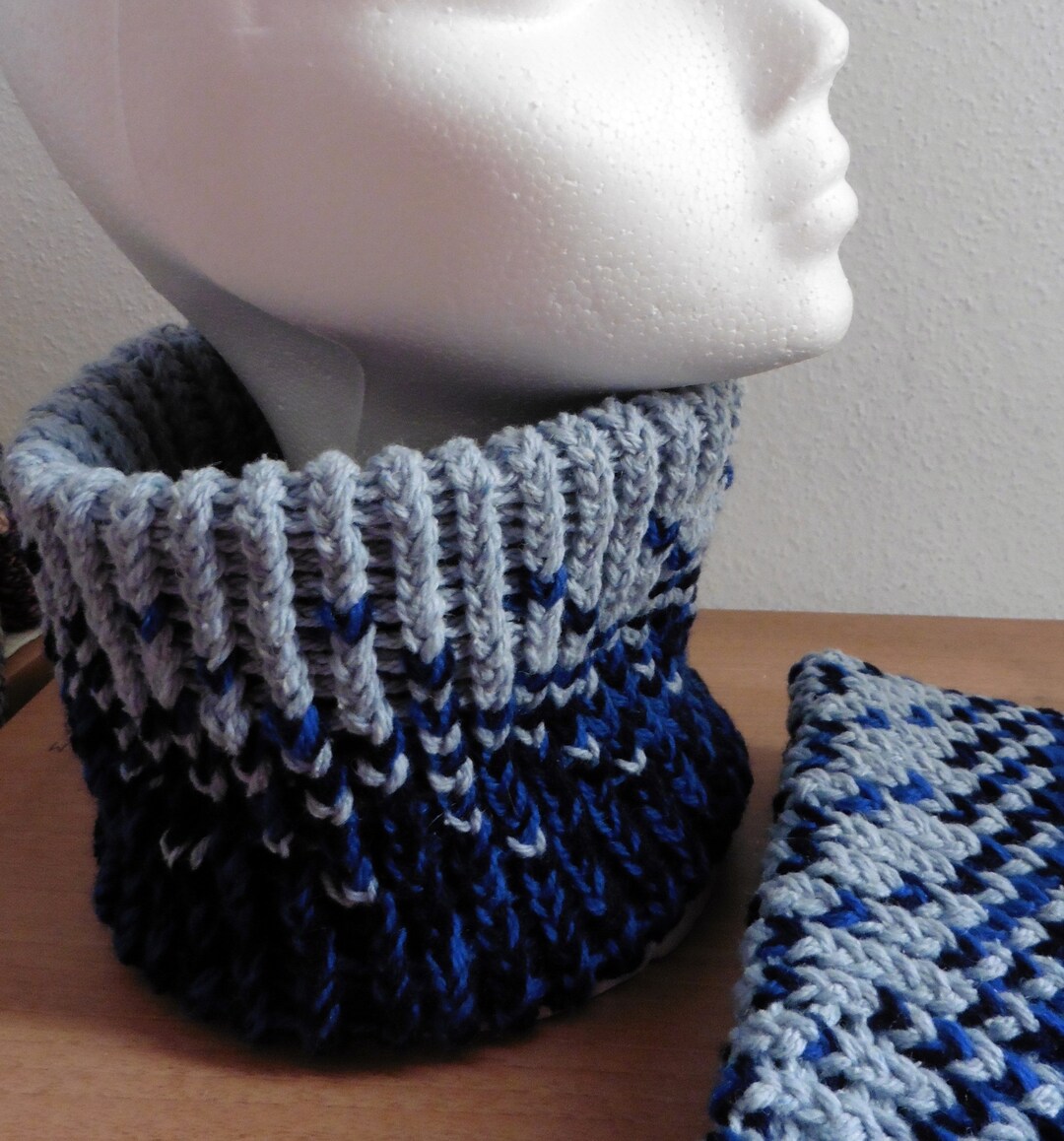 Circular Neck, Circular Loom, Acrylic, Wool, Cotton, Polyamide, Blue ...