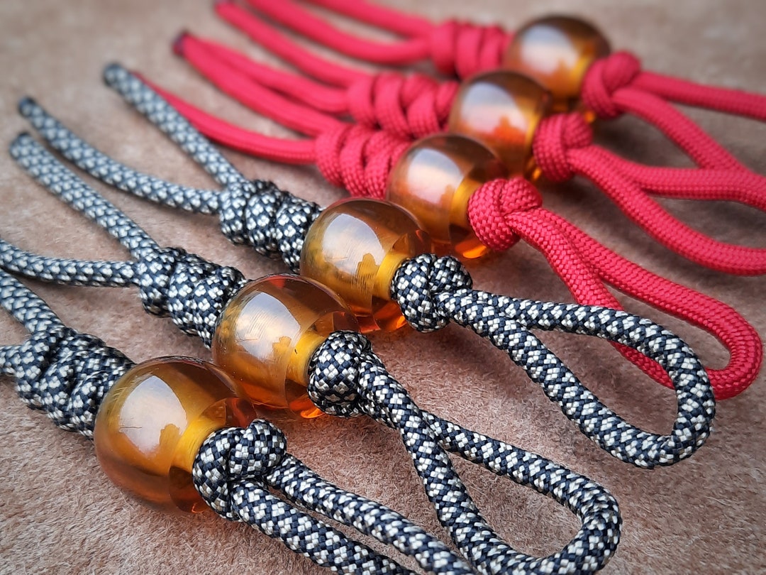 Ultem Lanyard Bead on Knotted 550 Paracord in Red and Diamond Pattern ...
