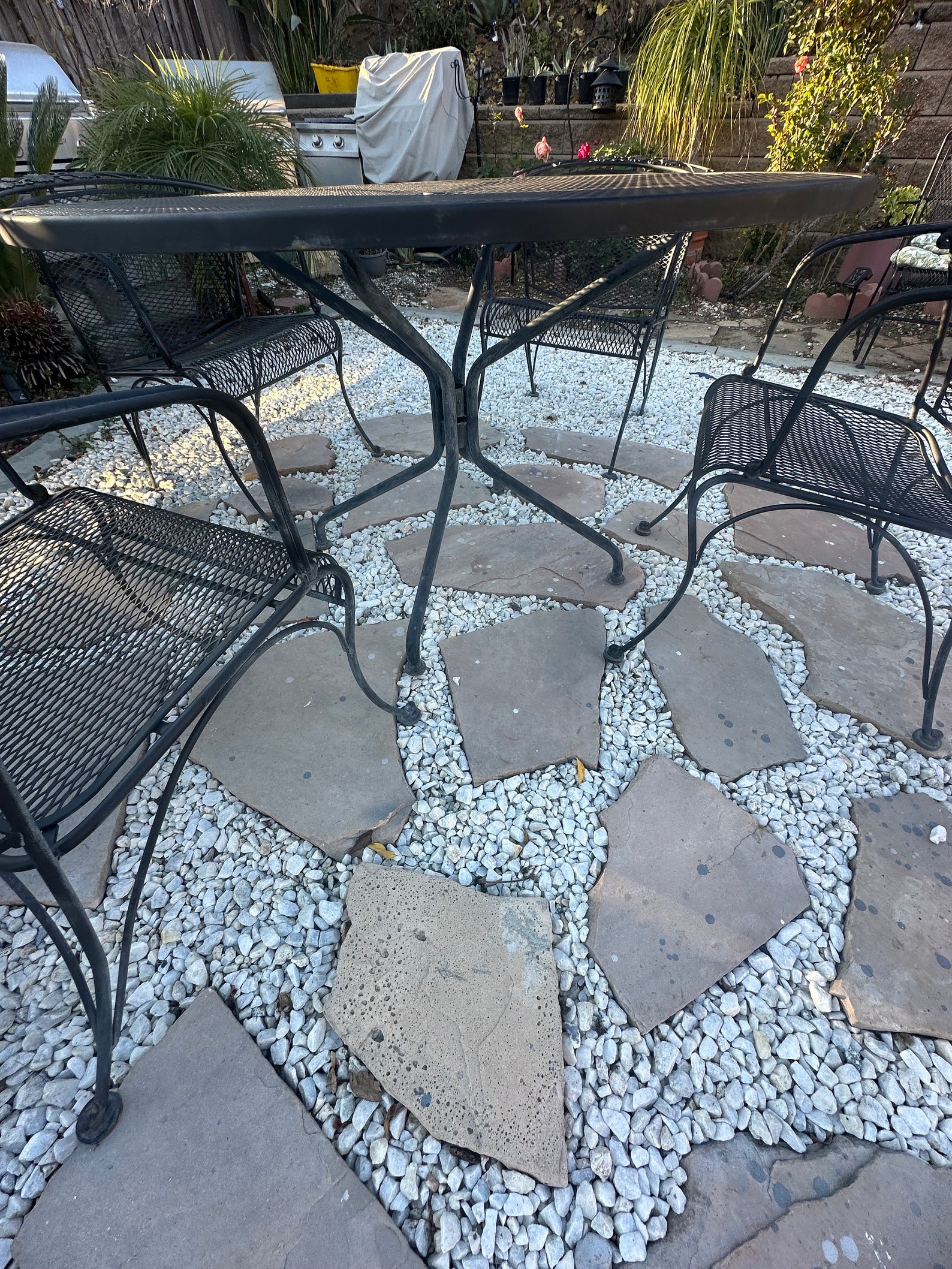 Patio Set by Woodard, Saltrini Collection, 48” Diameter Table + 4 ...